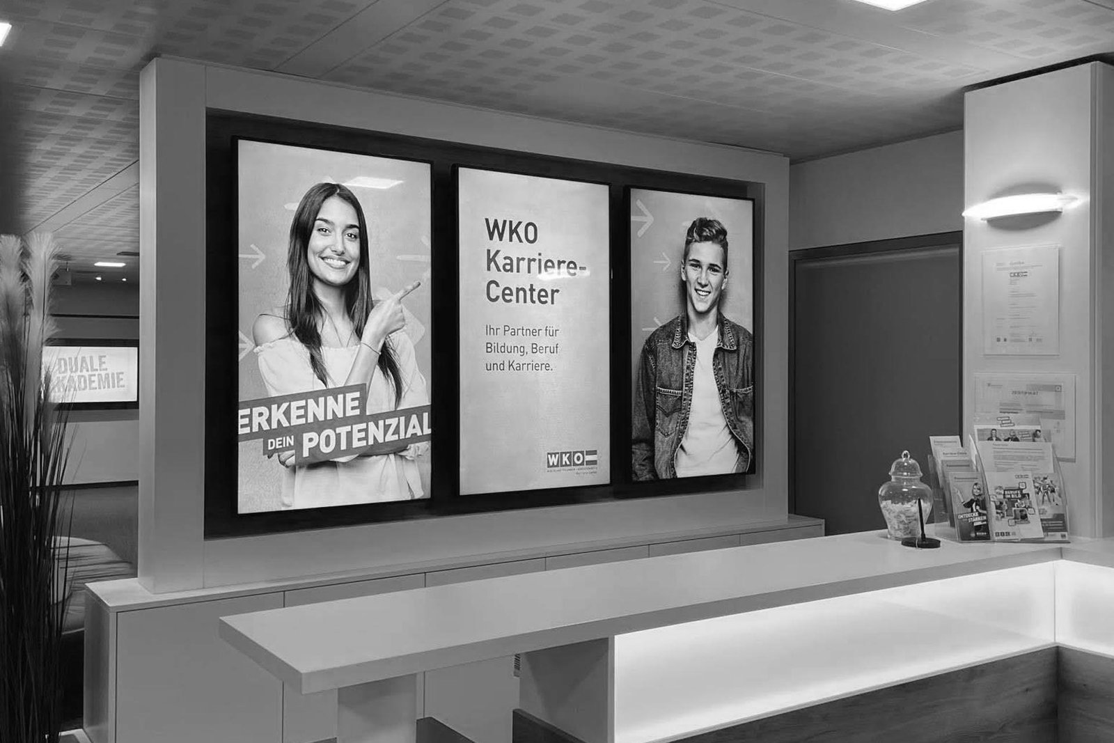What is Digital Signage? - A Comprehensive Guide